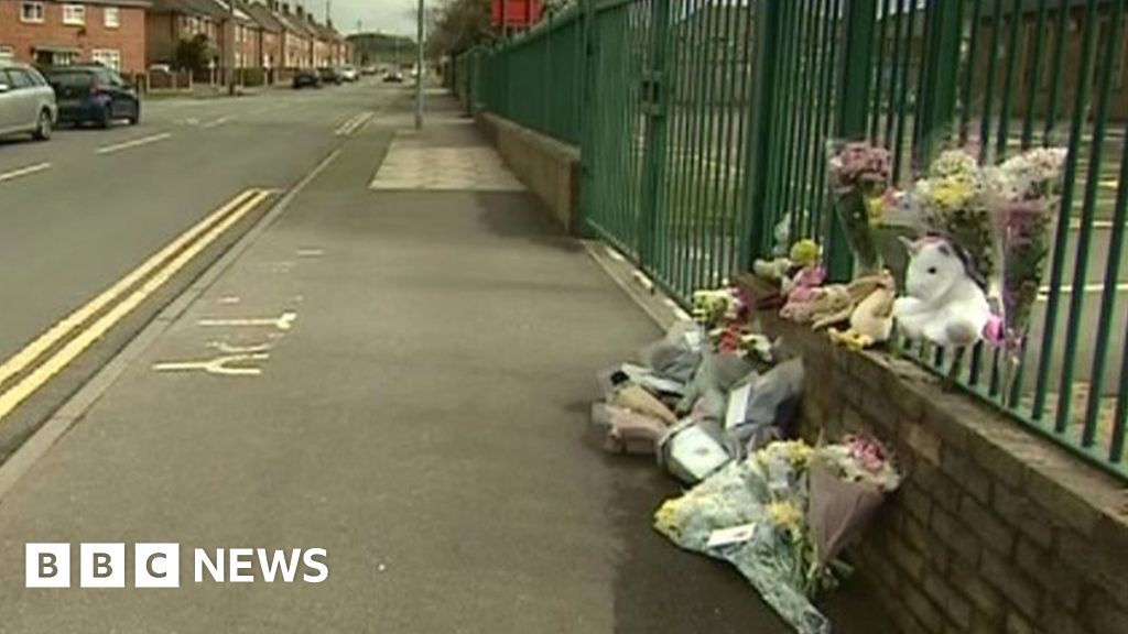 Stoke On Trent Crash Driver Arrested After Girl 5 Killed In Crash