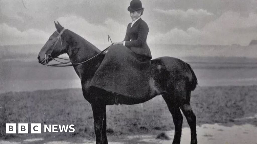 Newmarket: Bid to honour forgotten first lady of the turf