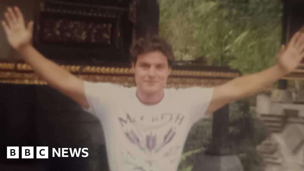 Prison staff played football with toilet roll before inmate found dead ...