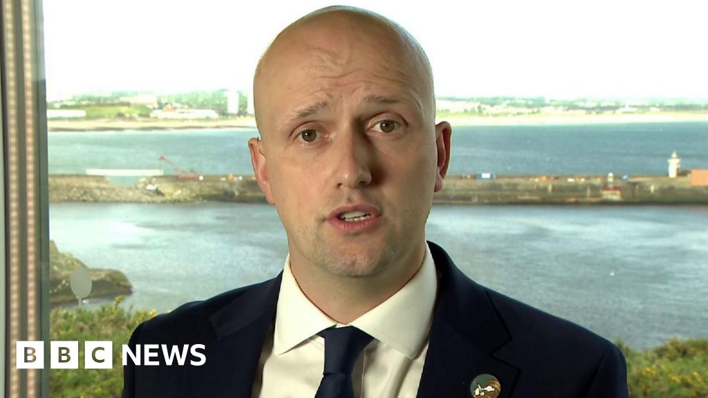 'Scotland's future when it comes to renewables is huge' - Flynn - BBC News