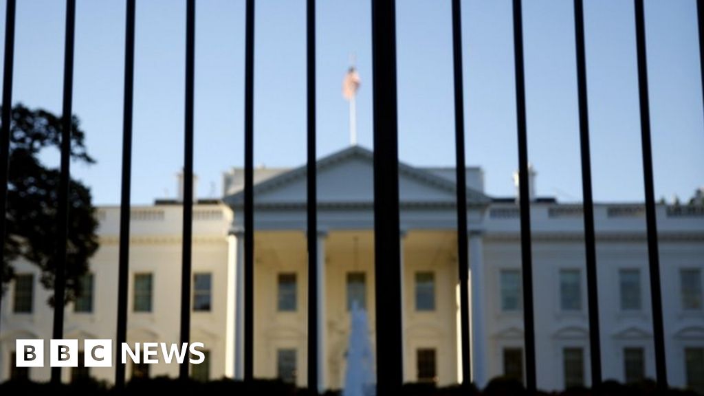 White House restricted Trump call transcripts - US media - BBC News