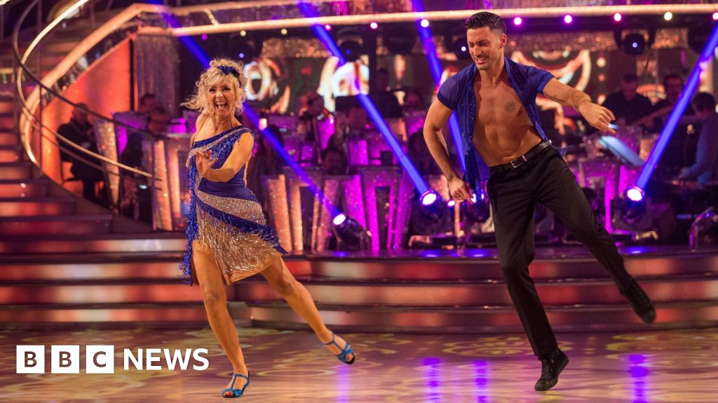 Strictly Come Dancing: Did we predict the finalists? - BBC News
