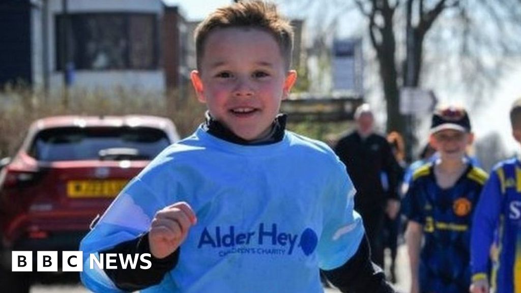 Boy, 7, completes 40-mile walk for Alder Hey Children's Hospital - BBC News