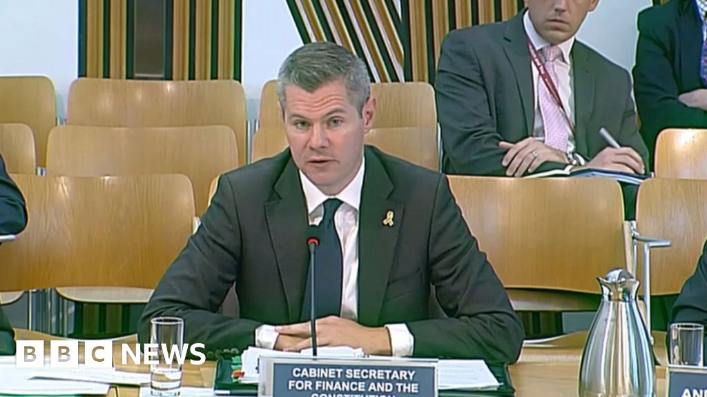 Treasury not consulted over loan scheme until after announcement - BBC News