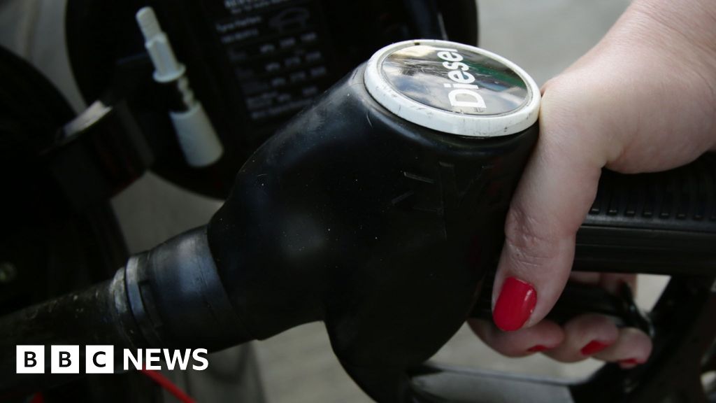 Petrol and diesel prices reach 15-month high, says RAC - BBC News