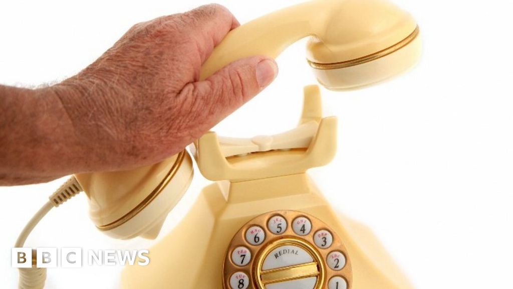 Almost one-fifth of Britons 'do not use internet' - BBC News