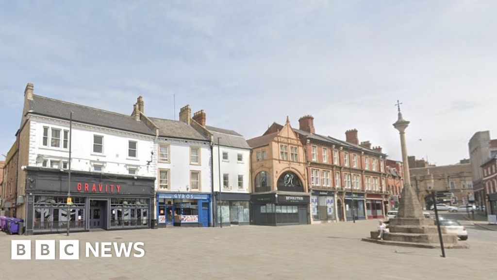 Work to start on major revamp of Grantham town centre - BBC News