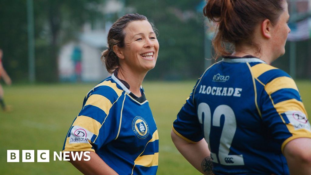 'Women suffer concussion too,' says former rugby player - BBC News