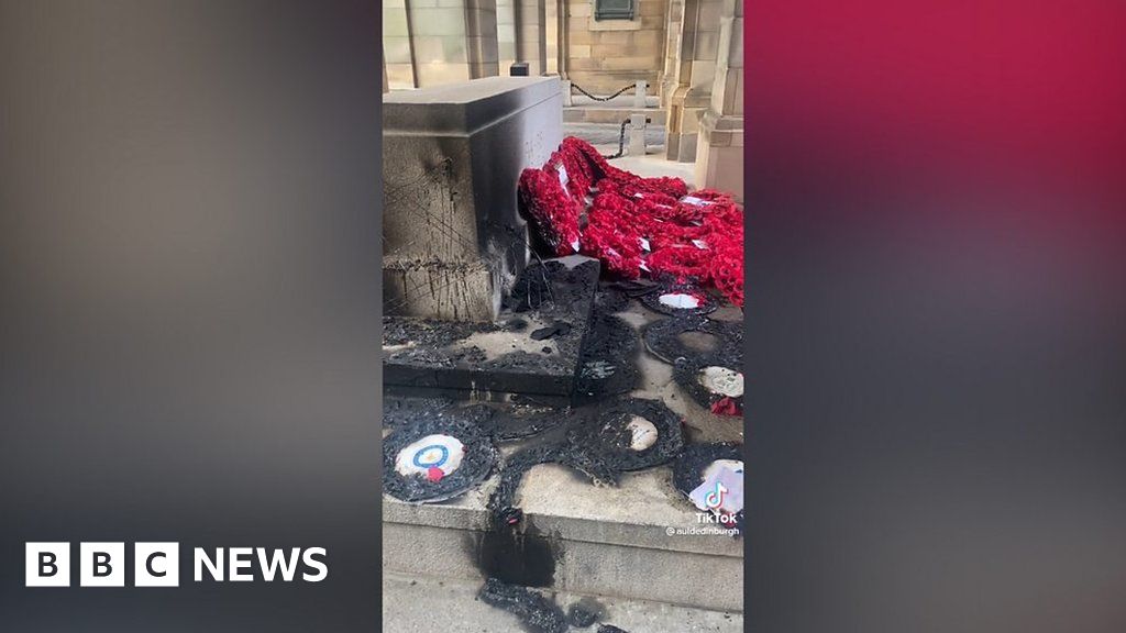 Edinburgh War Memorial set on fire by vandals
