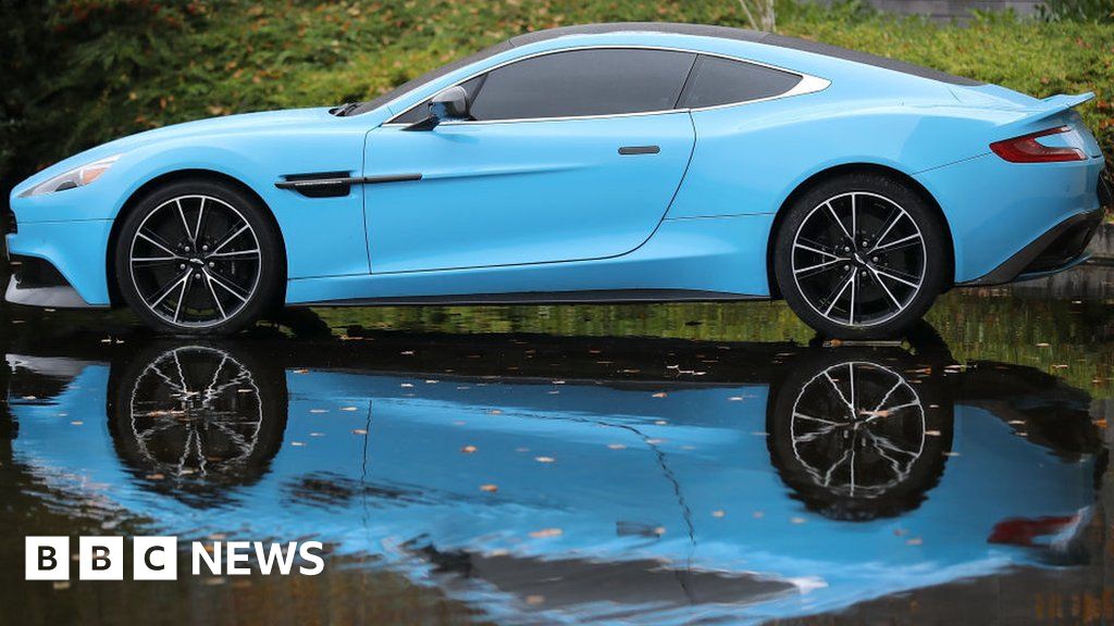 Aston Martin shares fall on stock market debut