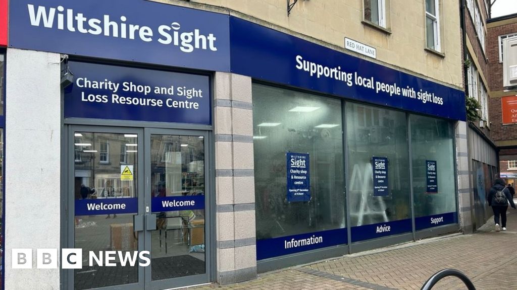 Trowbridge sight loss support centre to open - BBC News