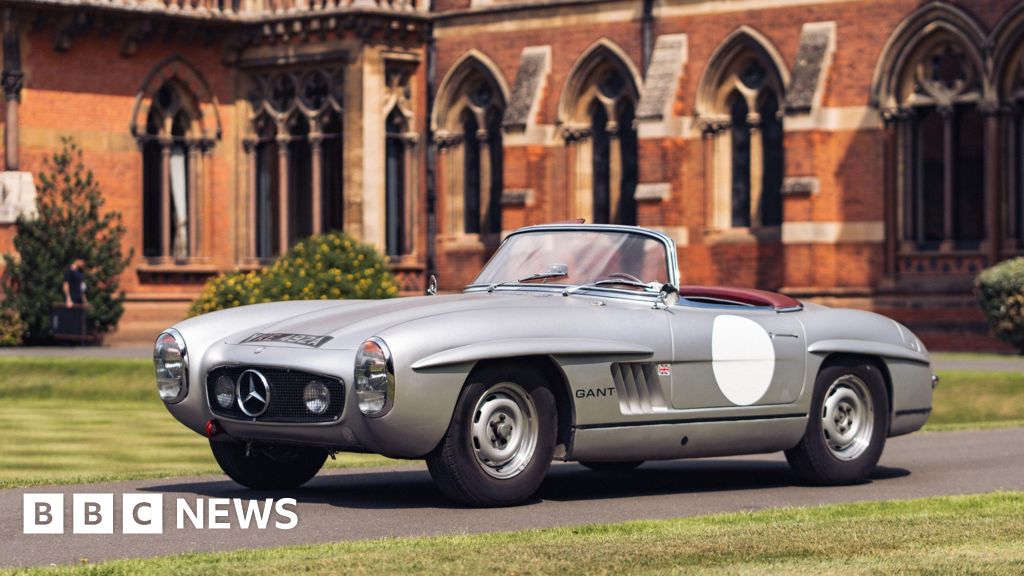 Rare Mercedes-Benz up for auction with £750,000 guide price - BBC News
