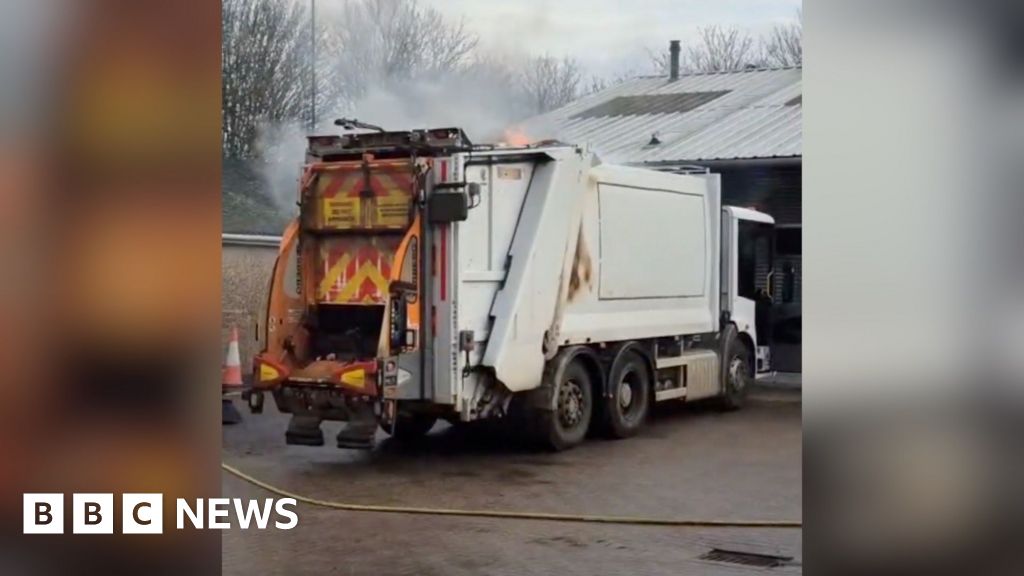 Battery warning after bin lorry wrecked in fire - BBC News