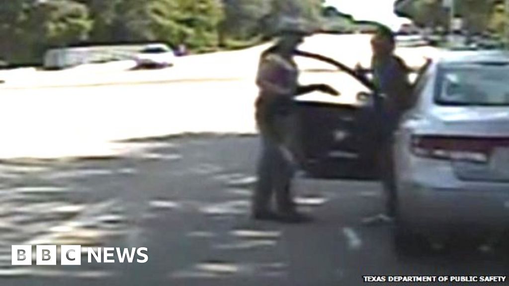 Sandra Bland video 'was not edited', say police - BBC News
