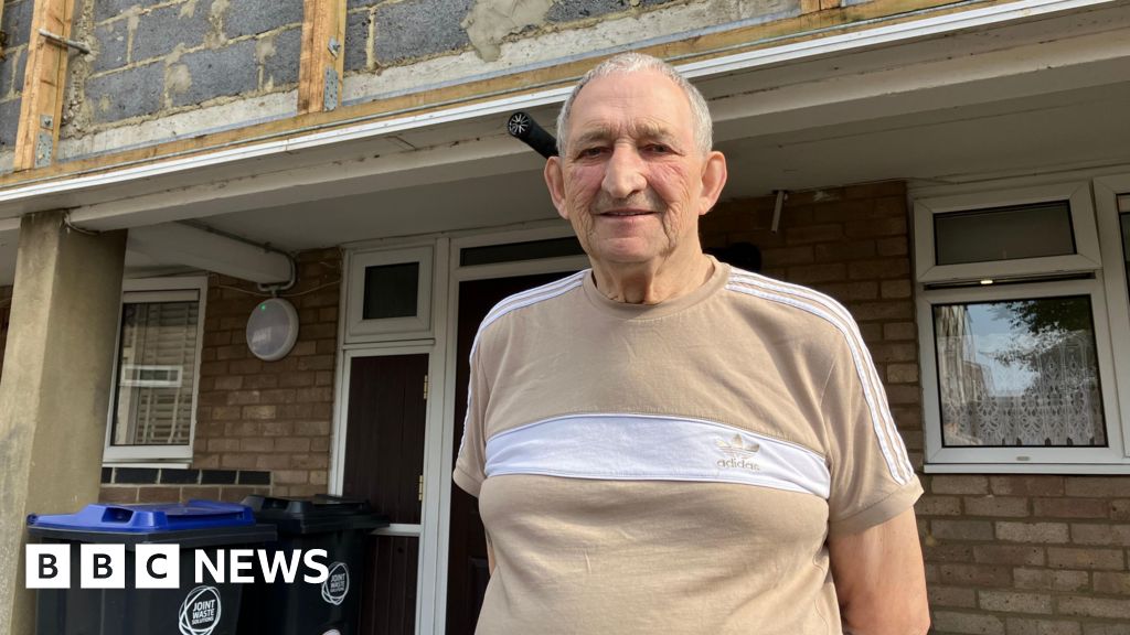 Woking cladding replacement due in 2025 delayed 'several years'