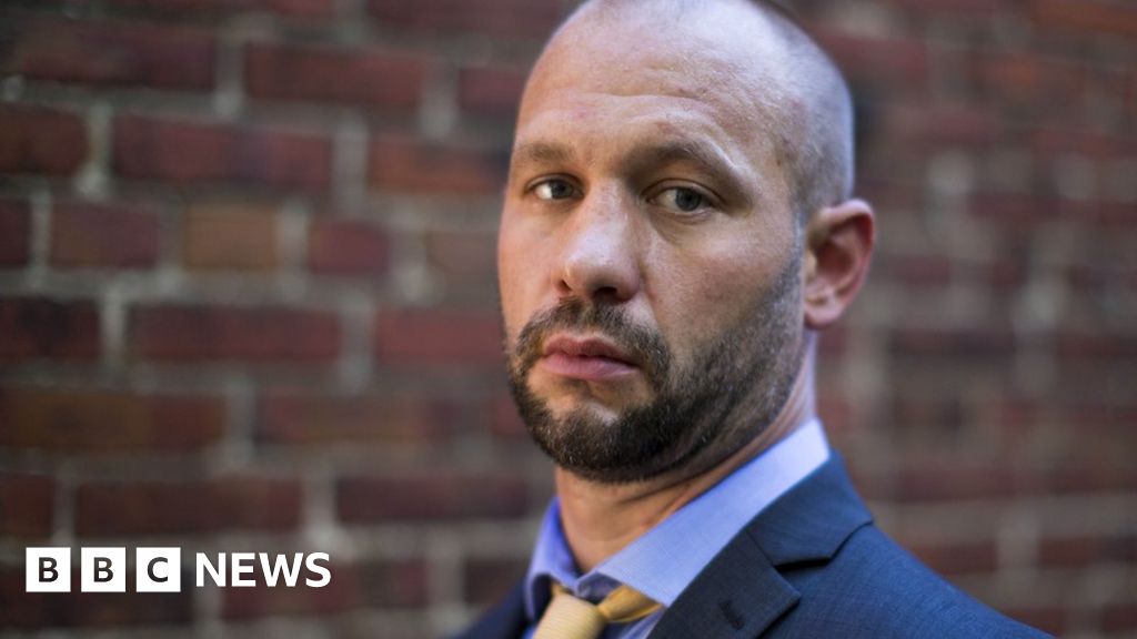 Anjem Choudary's American follower - BBC News