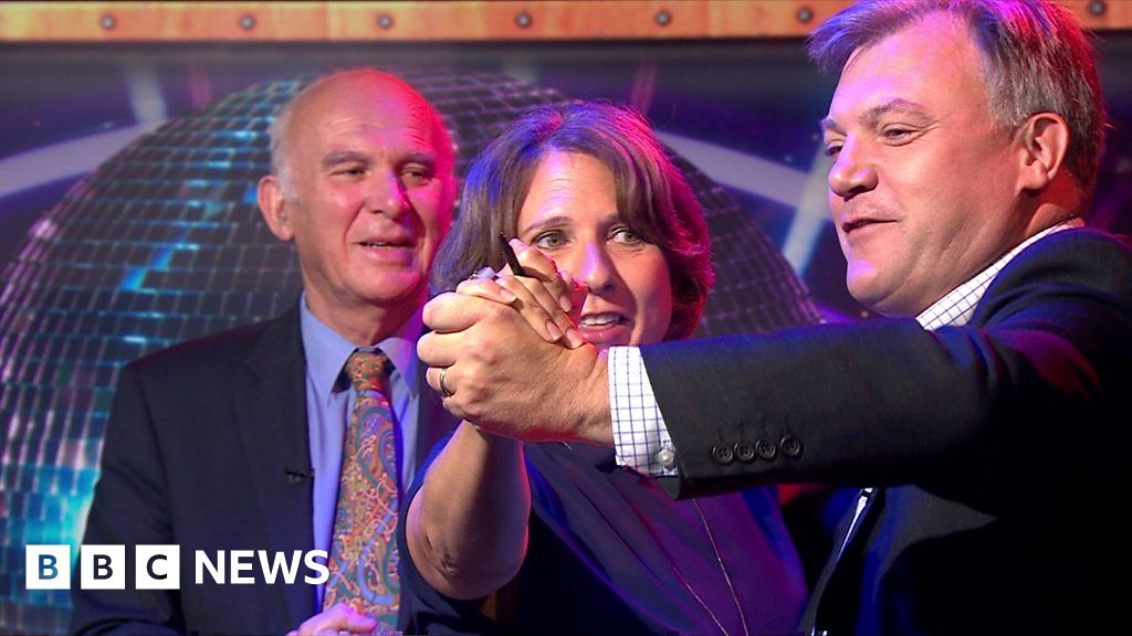 Strictly Come Dancing lesson: Vince Cable and Ed Balls - BBC News