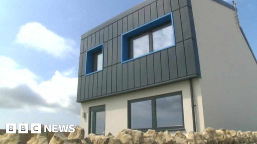 A look round the 'impossible' zero-carbon house - BBC News