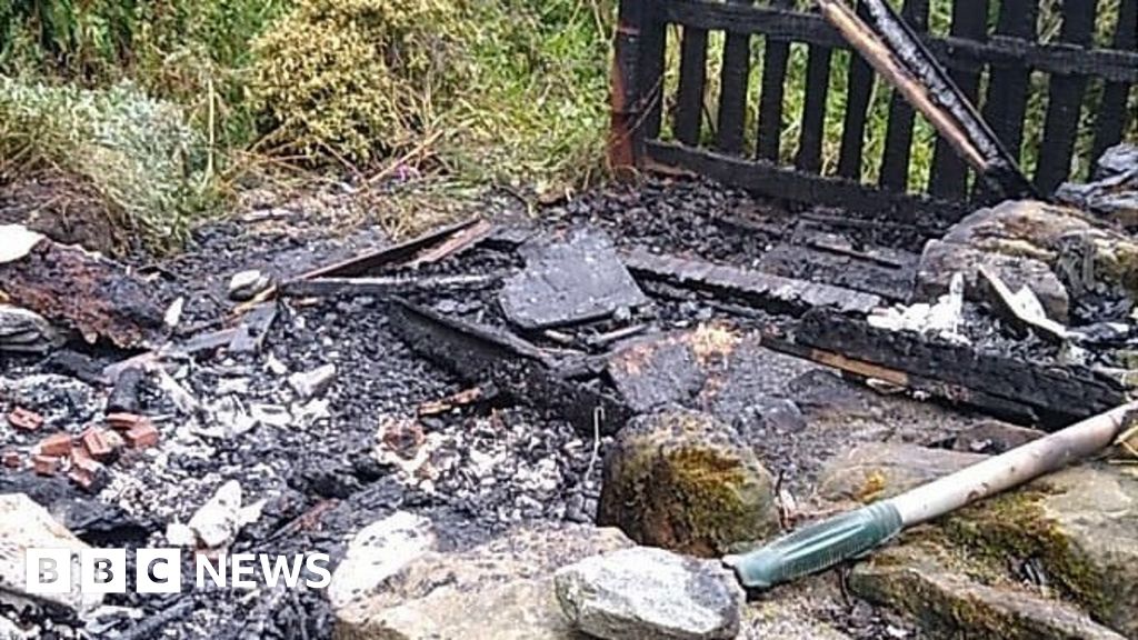 Cookstown: Arson attack at convent - BBC News