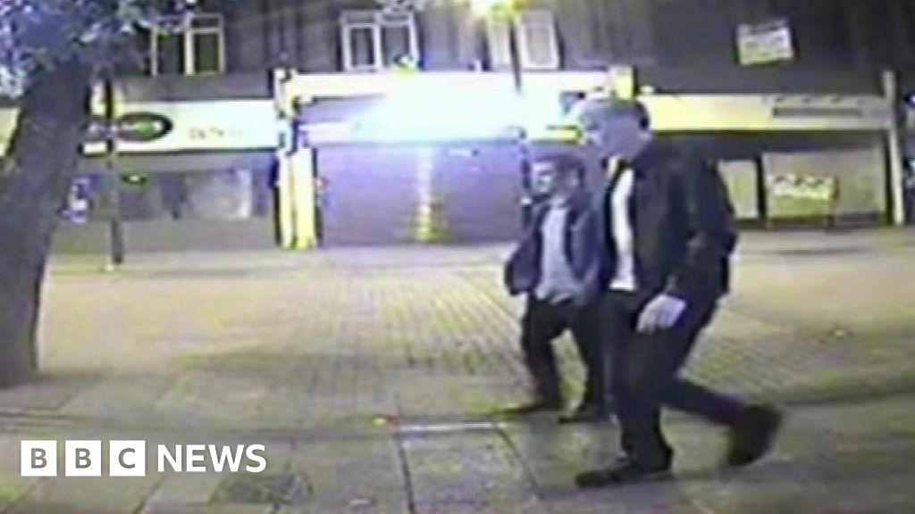 Stephen Port murder trial: CCTV of meet seen by jury - BBC News