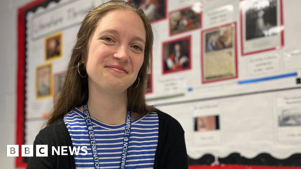 Ipswich woman with hearing impairment helping deaf pupils