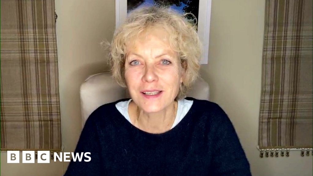 Love Letters: Actors discuss return to theatre - BBC News