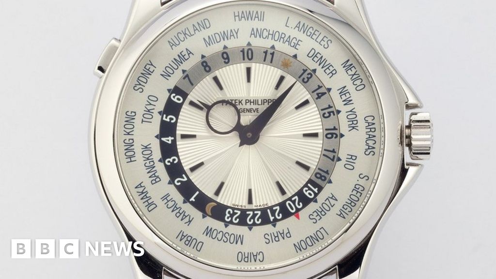 Watch worth £25k stolen from Winchester jewellers - BBC News