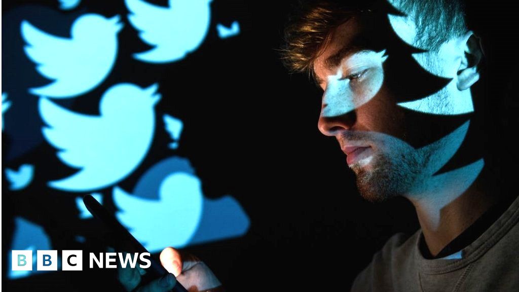 Twitter pledges tougher action against abuse - BBC News