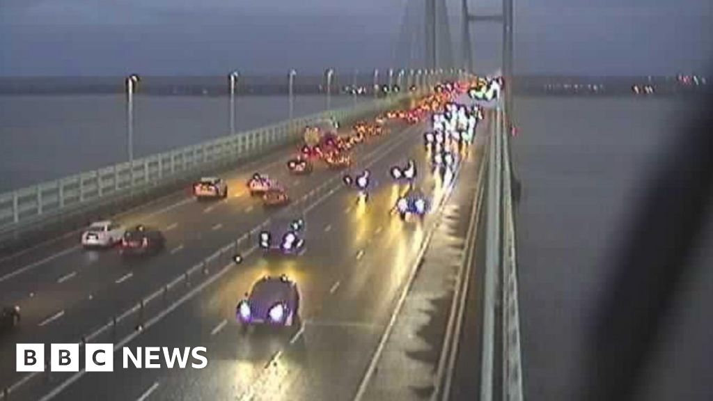Prince of Wales Bridge emergency roadwork suspended due to storm - BBC News