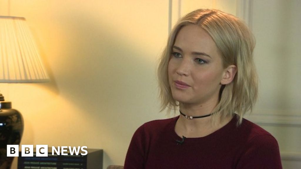 Jennifer Lawrence on bringing Joy to the big screen in new film - BBC News