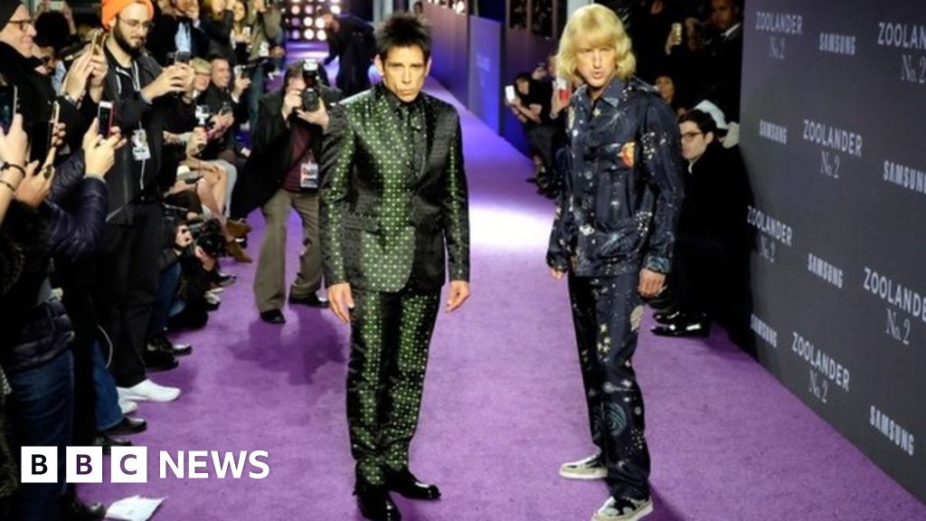 The cast of Zoolander 2 pose on catwalk at New York premiere - BBC News