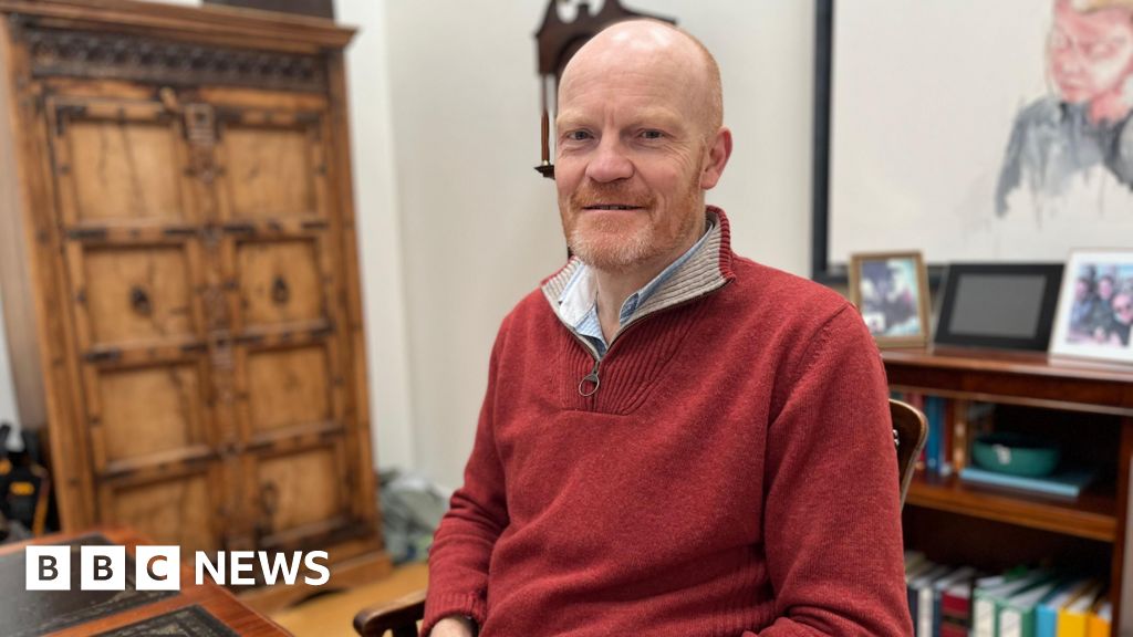 Calls to improve complaints system for bereaved Guernsey families - BBC ...