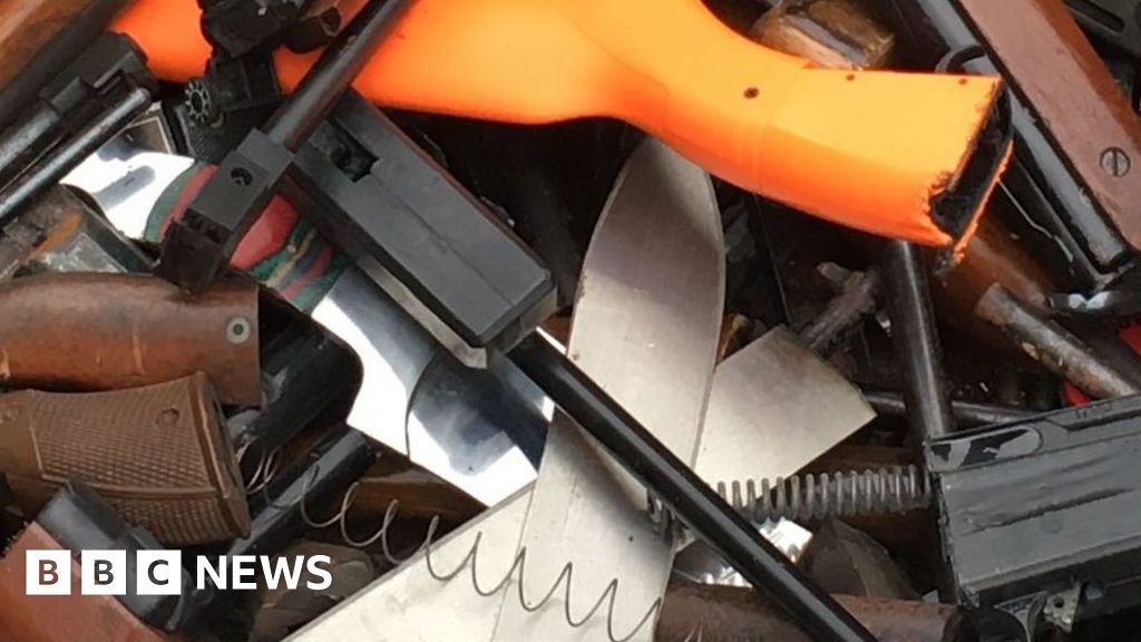 Weapons amnesty launched on Isle of Man - BBC News