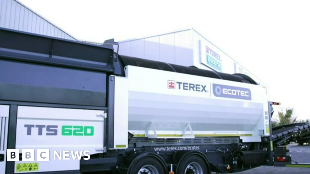 Londonderry: Terex opens new Campsie factory - BBC News