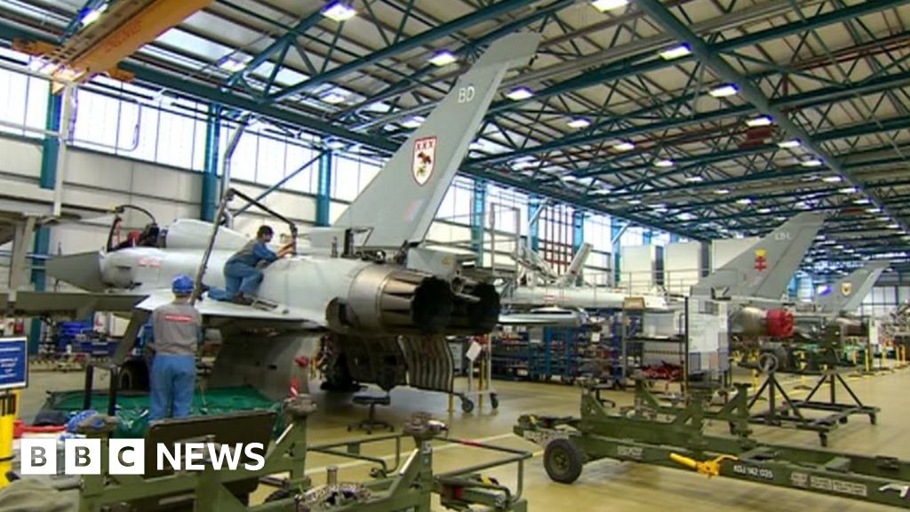 £5m BAE and Humberside Airport training academy opens - BBC News