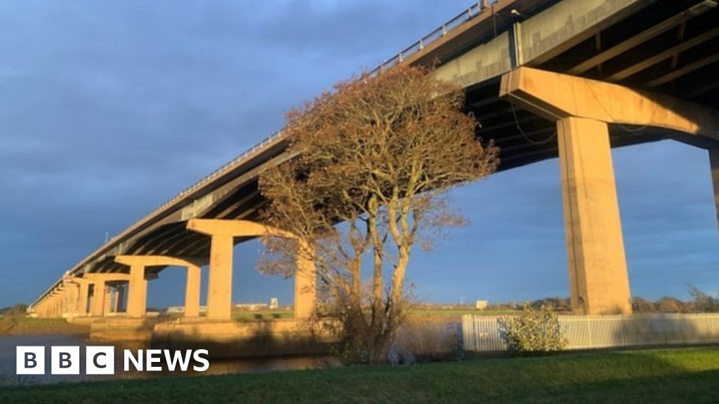M62 overnight closure for further repairs to Ouse Bridge