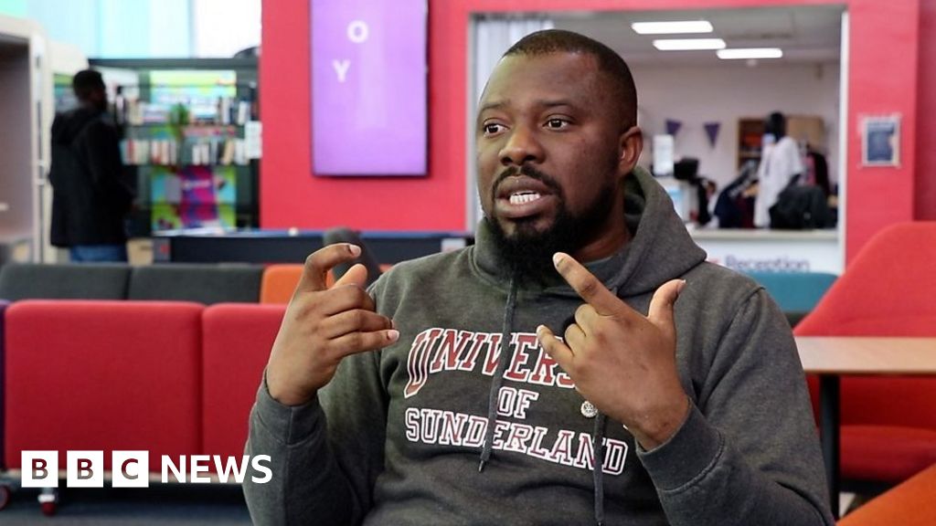 Sunderland students frustrated at voter photo ID requirement - BBC News