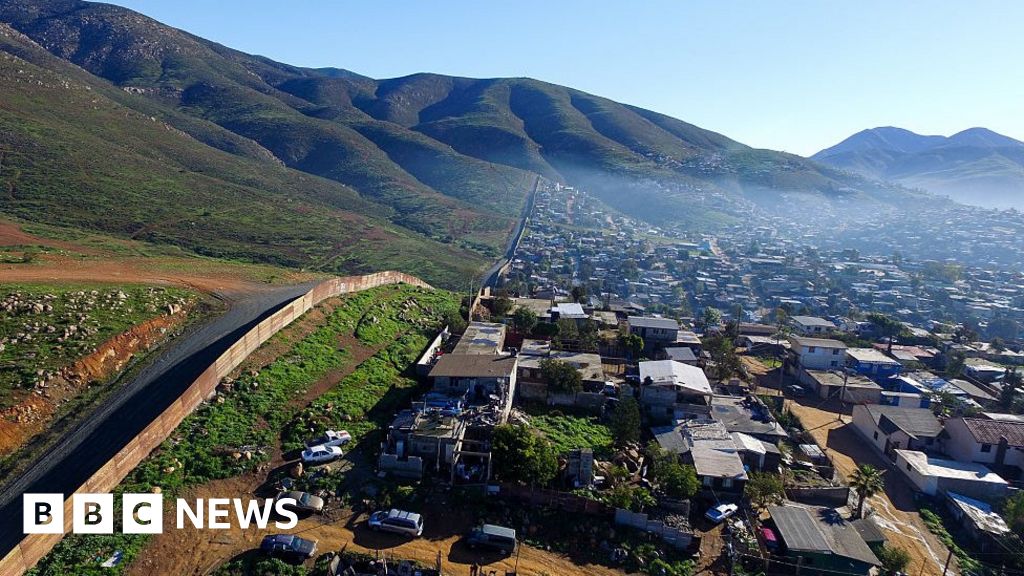 Trump seeks Mexican import tax to pay for border wall - BBC News