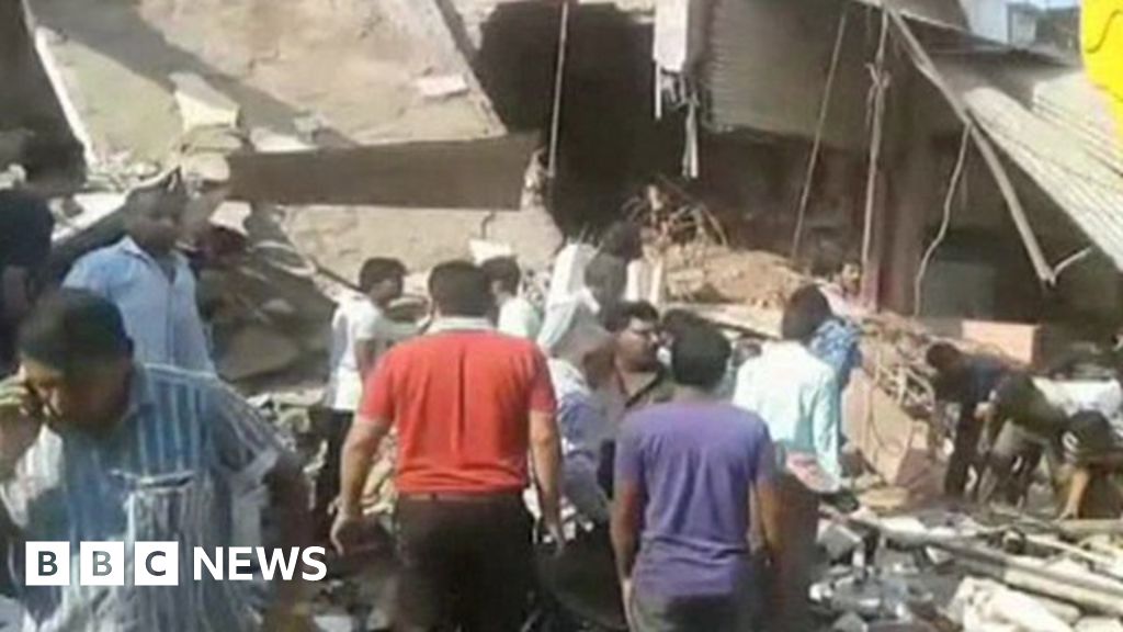 At least 88 killed in India restaurant explosion - BBC News