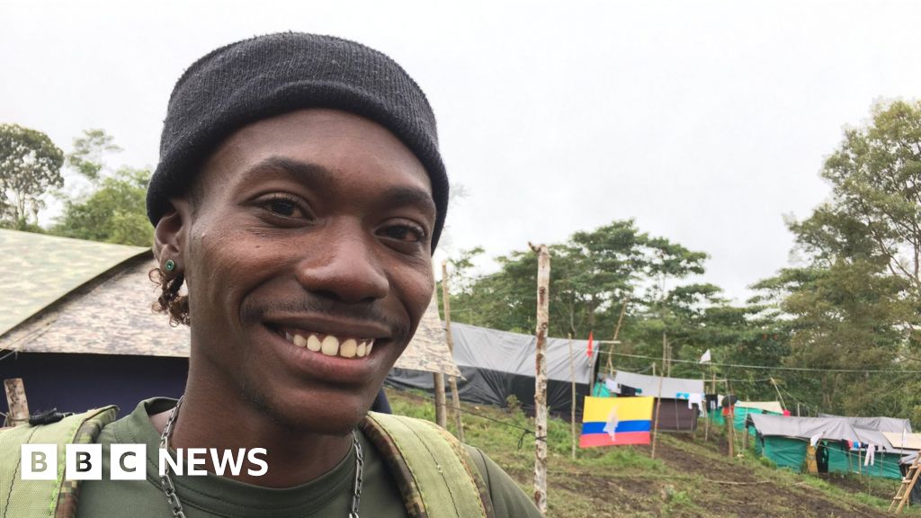 The Farc rebel rapping for peace - BBC News
