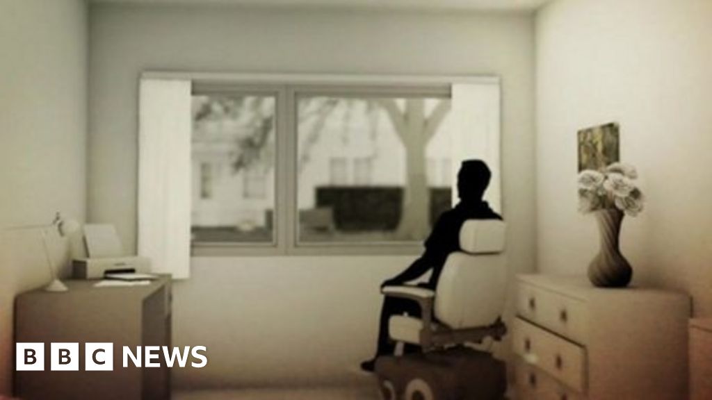 Coronavirus: Care home resident shares feelings of isolation and worry ...