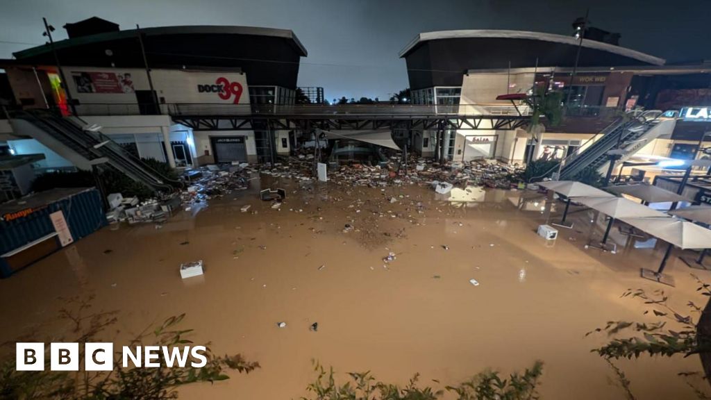 'It's carnage and we can't escape' says young British go-carter