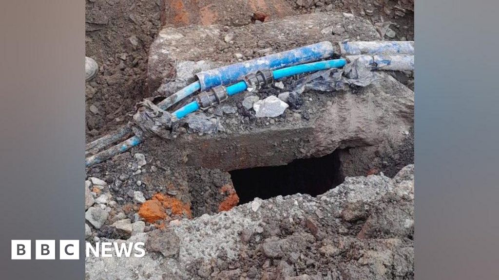 Victorian sewer discovery halts Bishop's Castle resurfacing work