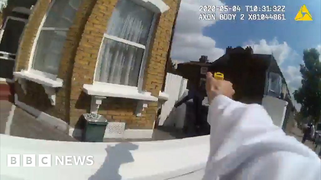 Video Shows Moment Met Officer Fires Taser Leaving Man Paralysed