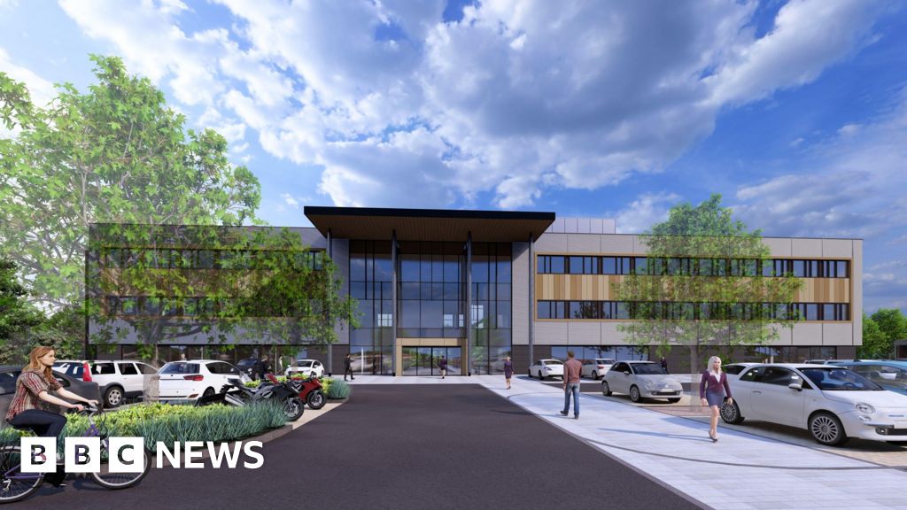 Work on the new Gateway A14 skills centre begins in Suffolk - BBC News