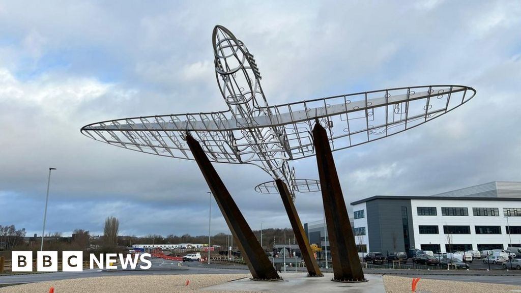 Spitfire sculpture unveiled at new Etruria Valley link road - BBC News