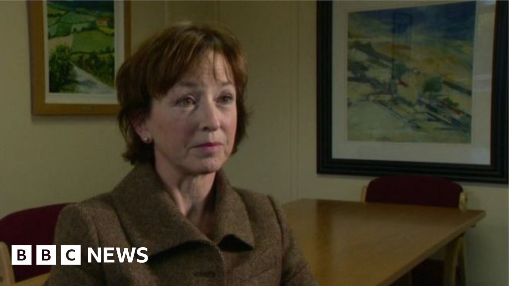 Civil service chief asked to clarify David Gordon appointment - BBC News