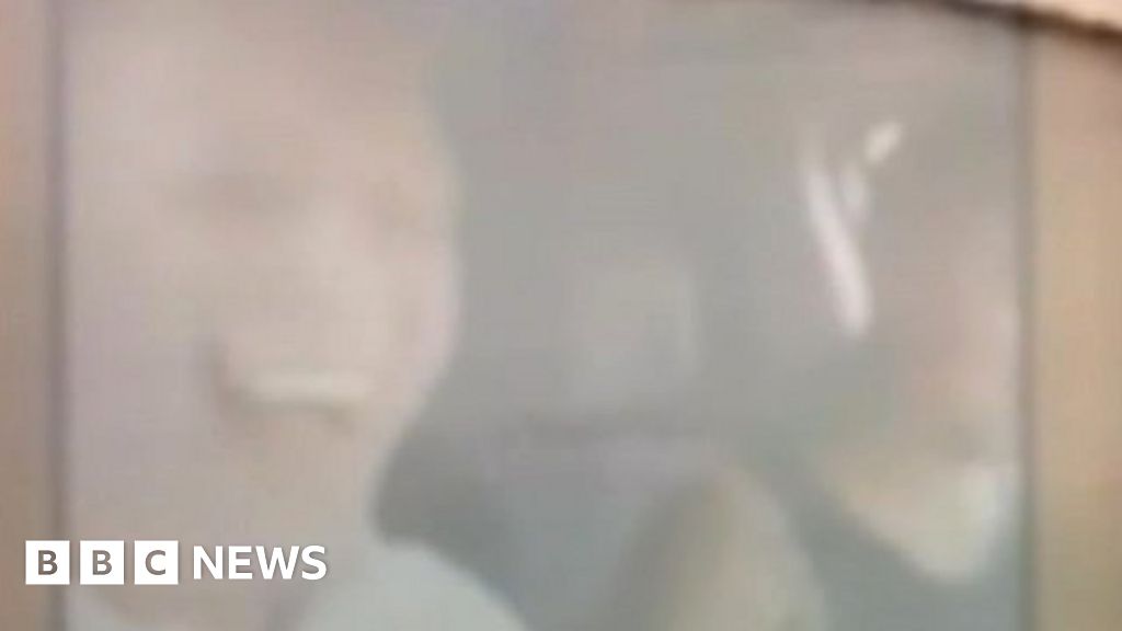 Peacehaven fire extinguisher driver jailed - BBC News