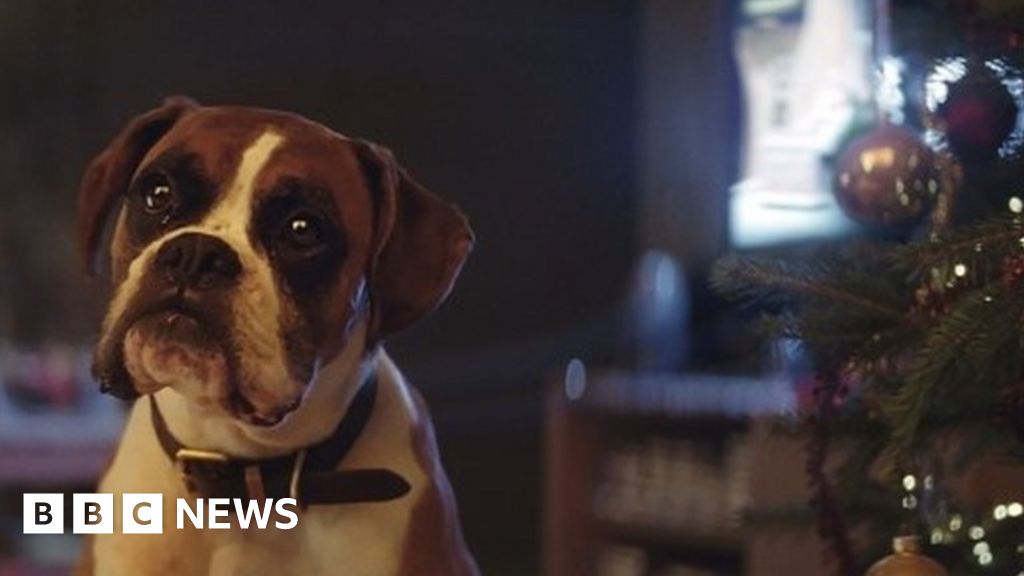 The Christmas 2016 advertising battle begins - BBC News