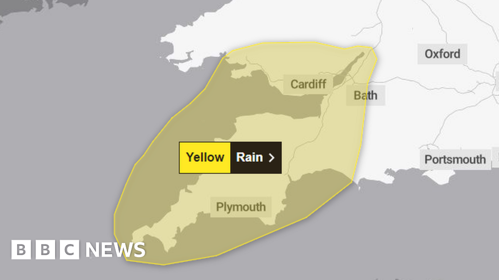 Heavy rain warning issued for south west - BBC News